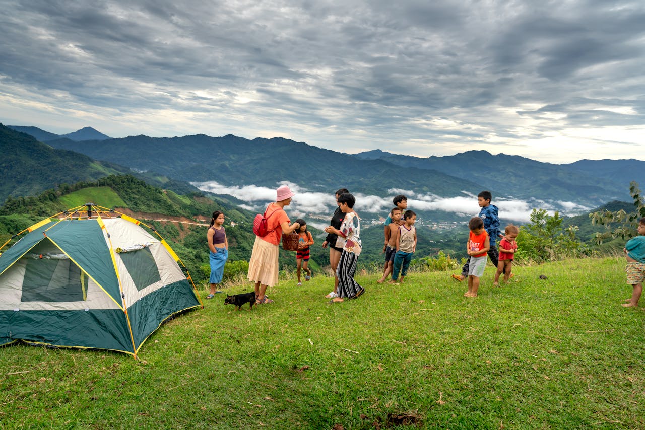 ¿Qué es un campamento? Descubre la esencia del camping y senderismo ...